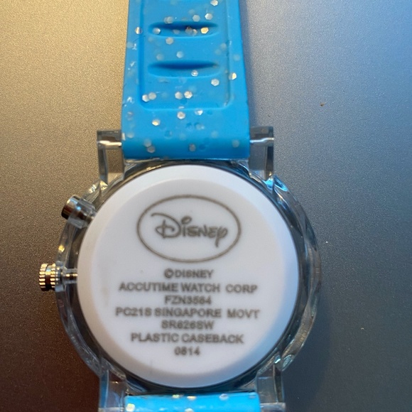 Disney | Accessories | Elsa Anna Accutime Disney Frozen Watch ...